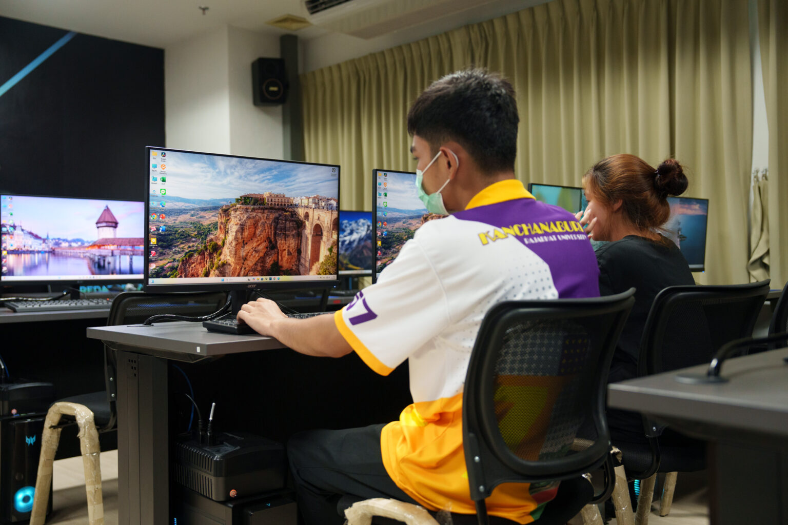 เอเซอร์ร่วมส่งเสริมการเรียนรู้โดยออกแบบและจัดทำห้อง “Predator Lab” ให้ ...